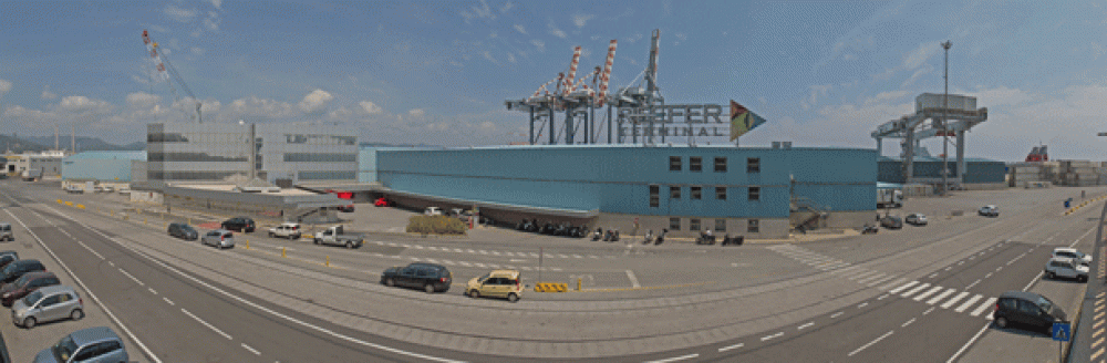 APM Terminals køber reefer-terminal