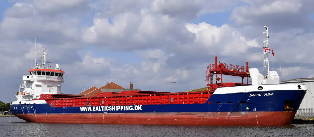 Fragtskib på grund i Roskilde Fjord