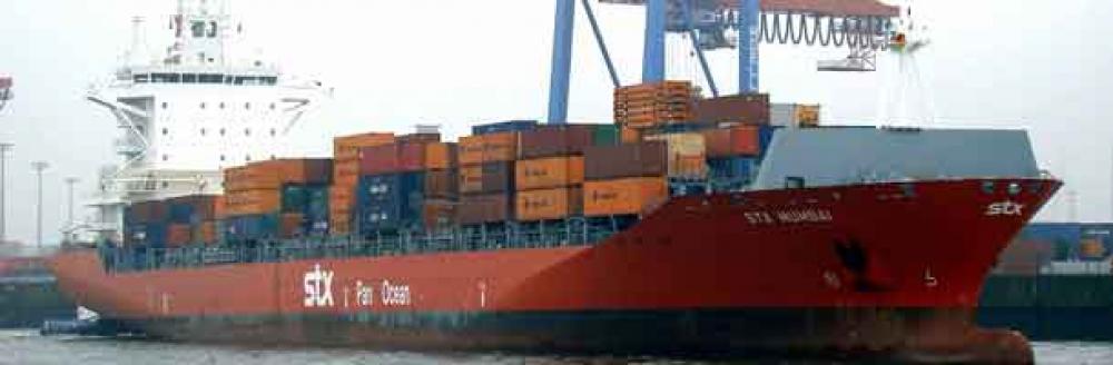 STX containerskib taget i arrest