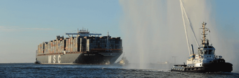 Verdens største containerskib i Rotterdam
