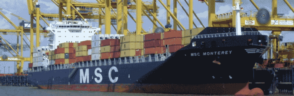 MSC Monterey ved at blive nødrepareret