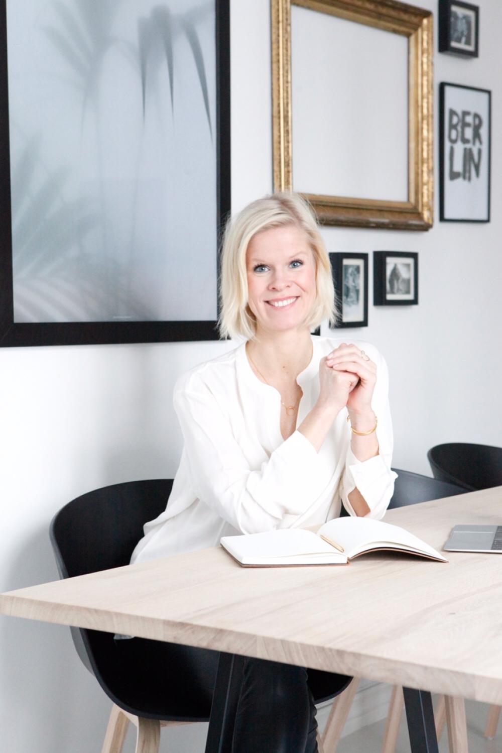 5 raske, Annette Hoff