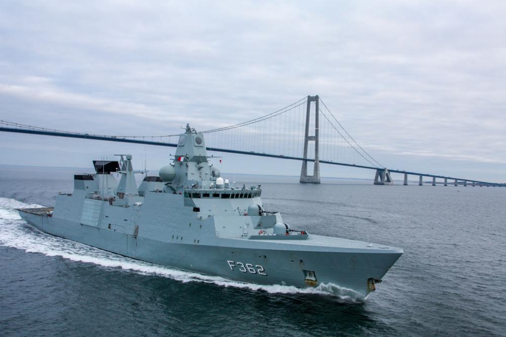 Danmark sender en fregat til Det Røde Hav
