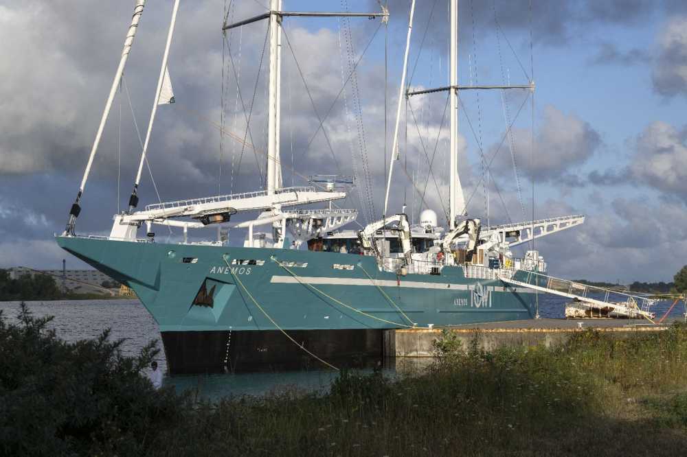 Sejlførende fragtskib påbegynder transatlantisk sejlads