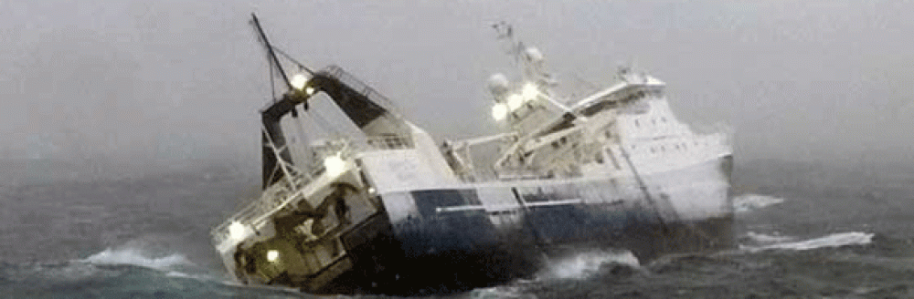 Dramatisk redning af trawler. Ny