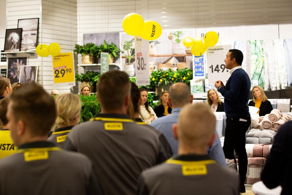 Rusta öppnar i centrala Stockholm